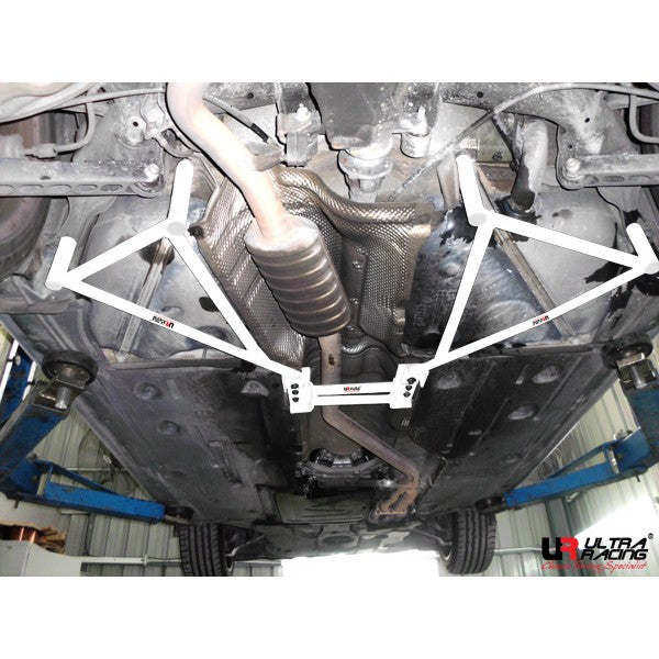 Ultra Racing BMW 3 Series (E90) Rear Lower Brace URRS8-1671
