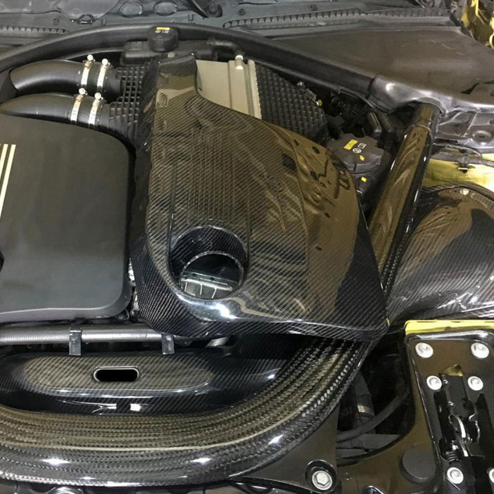 DAS Automotive - BMW M3 F80/ M4 F82 & F83 Carbon Fibre Engine Cover (2